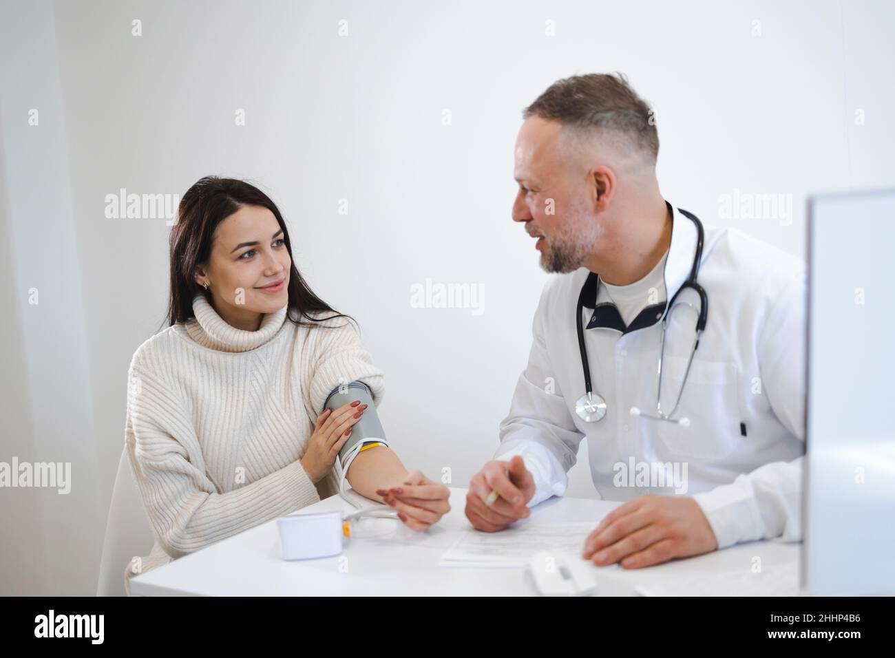 Cardiologist appointment card hi-res stock photography and images - Alamy
