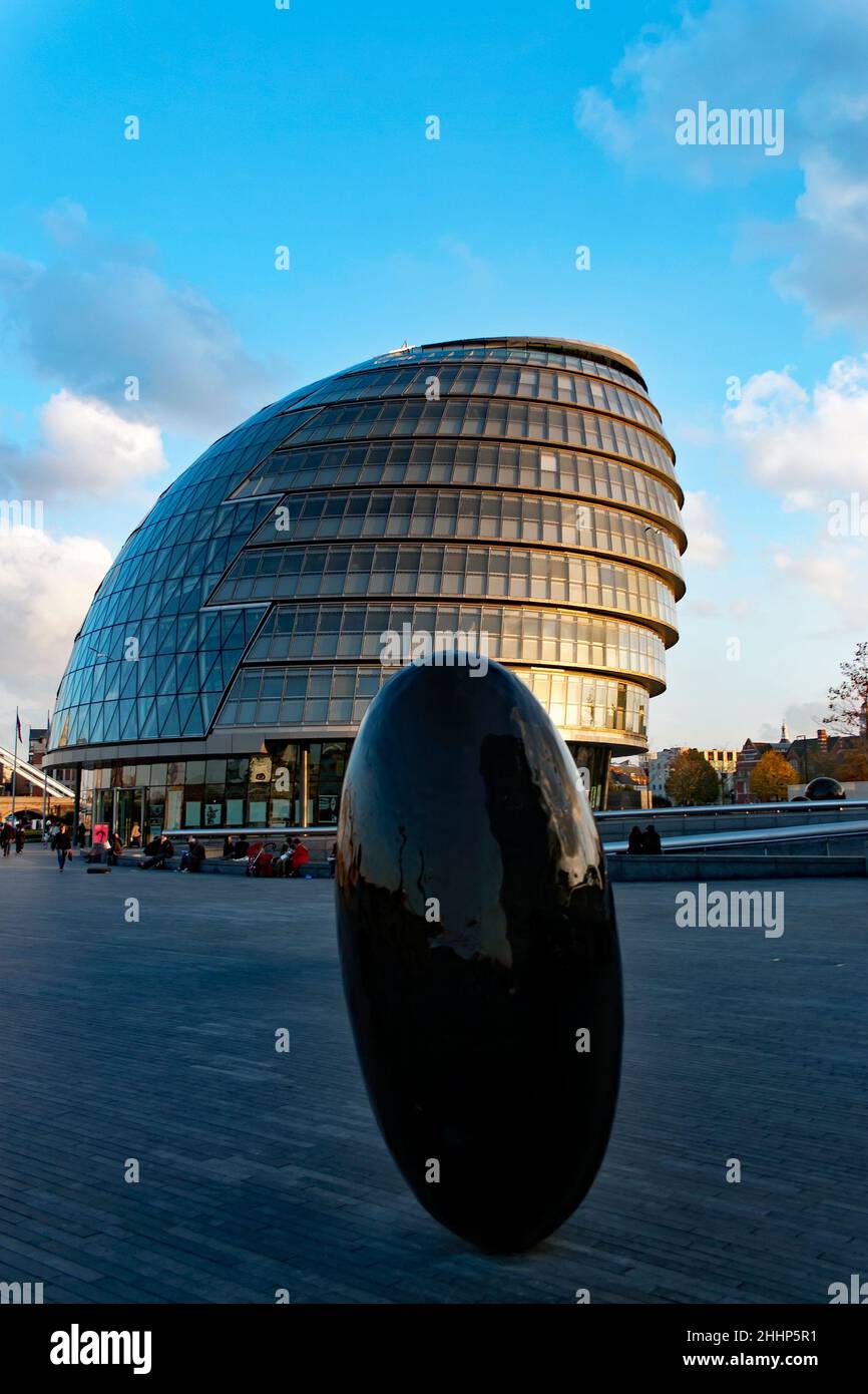 Bean-like sculpture outside City Hall, London Stock Photo - Alamy
