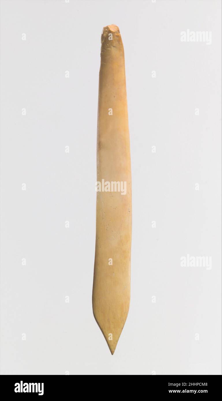 Bone point hi-res stock photography and images - Alamy