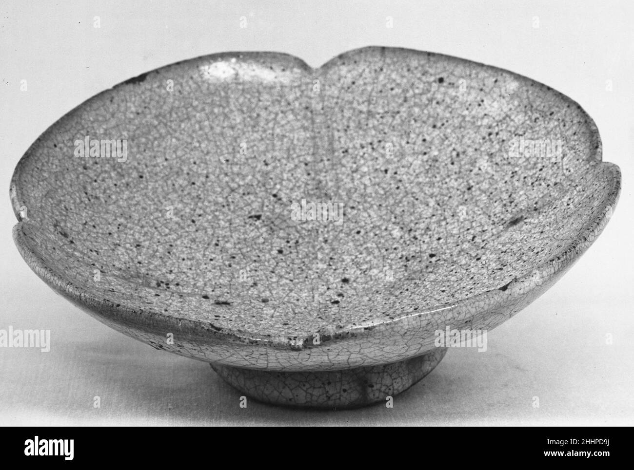 Four-Lobed Flat Bowl 18th century Japan. Four-Lobed Flat Bowl 62696 ...