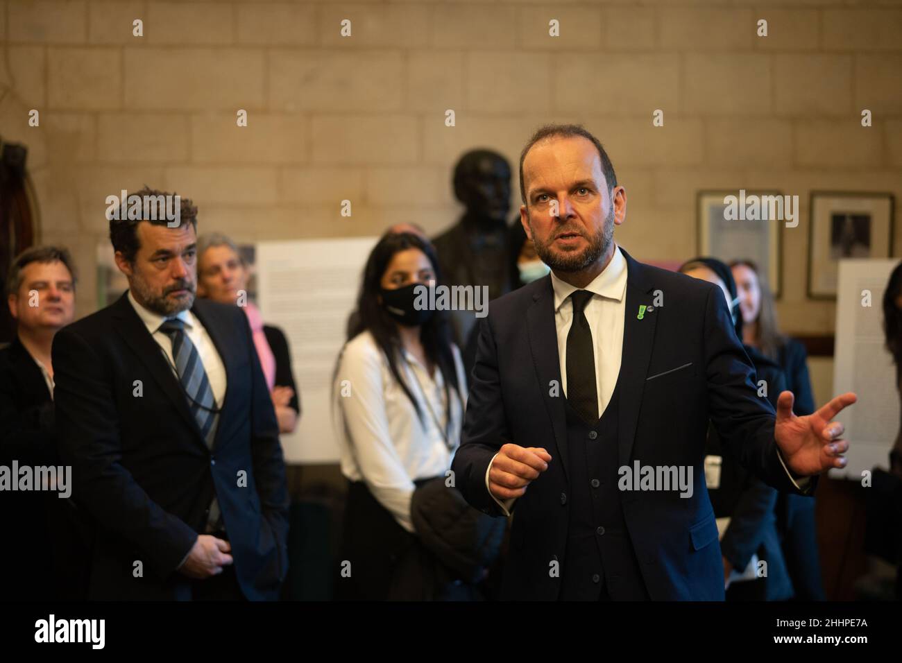 James daly mp hi-res stock photography and images - Alamy