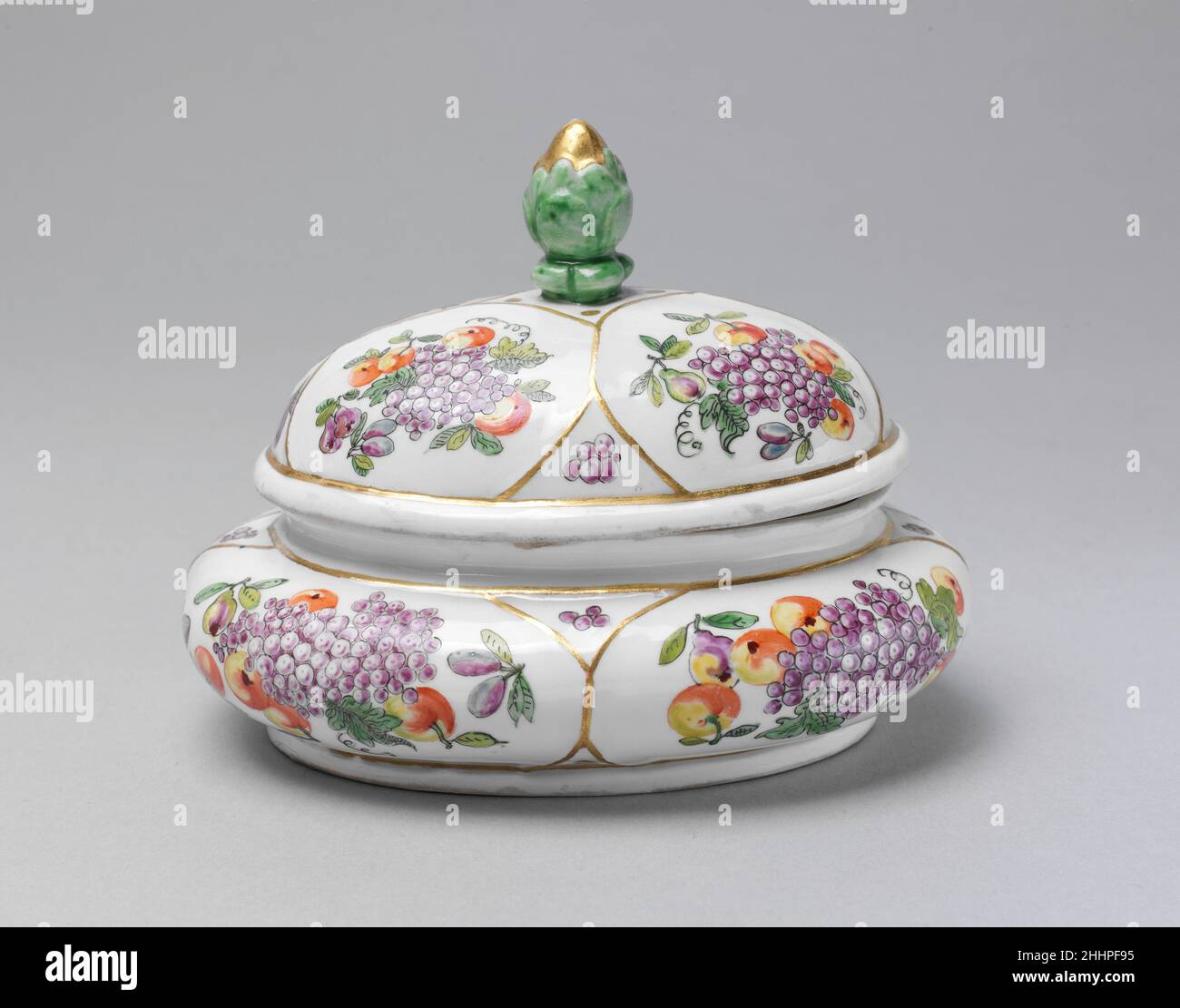 Sugar box ca. 1730–35 Vienna The Du Paquier manufactory made sugar ...