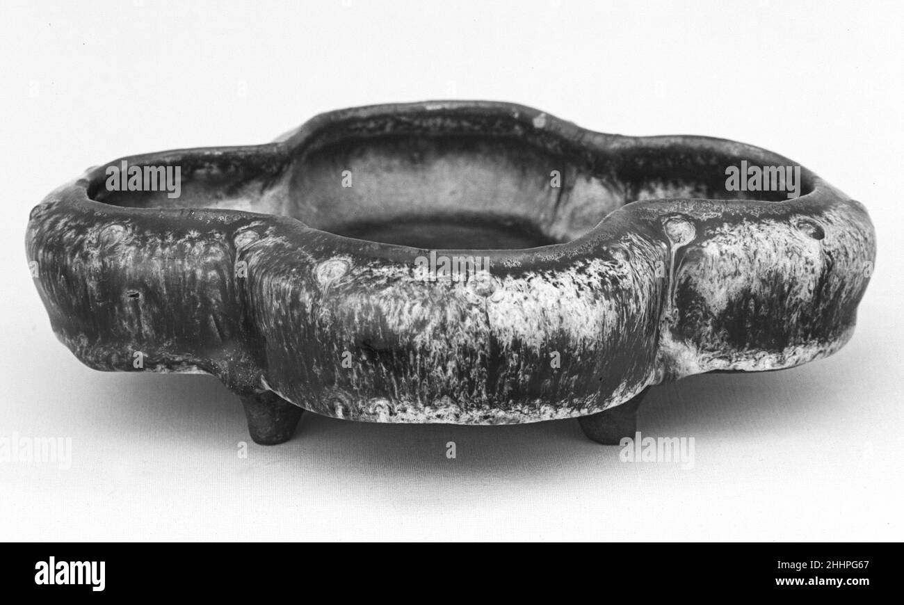 Planter 19th century China. Planter. China. 19th century. Stoneware ...