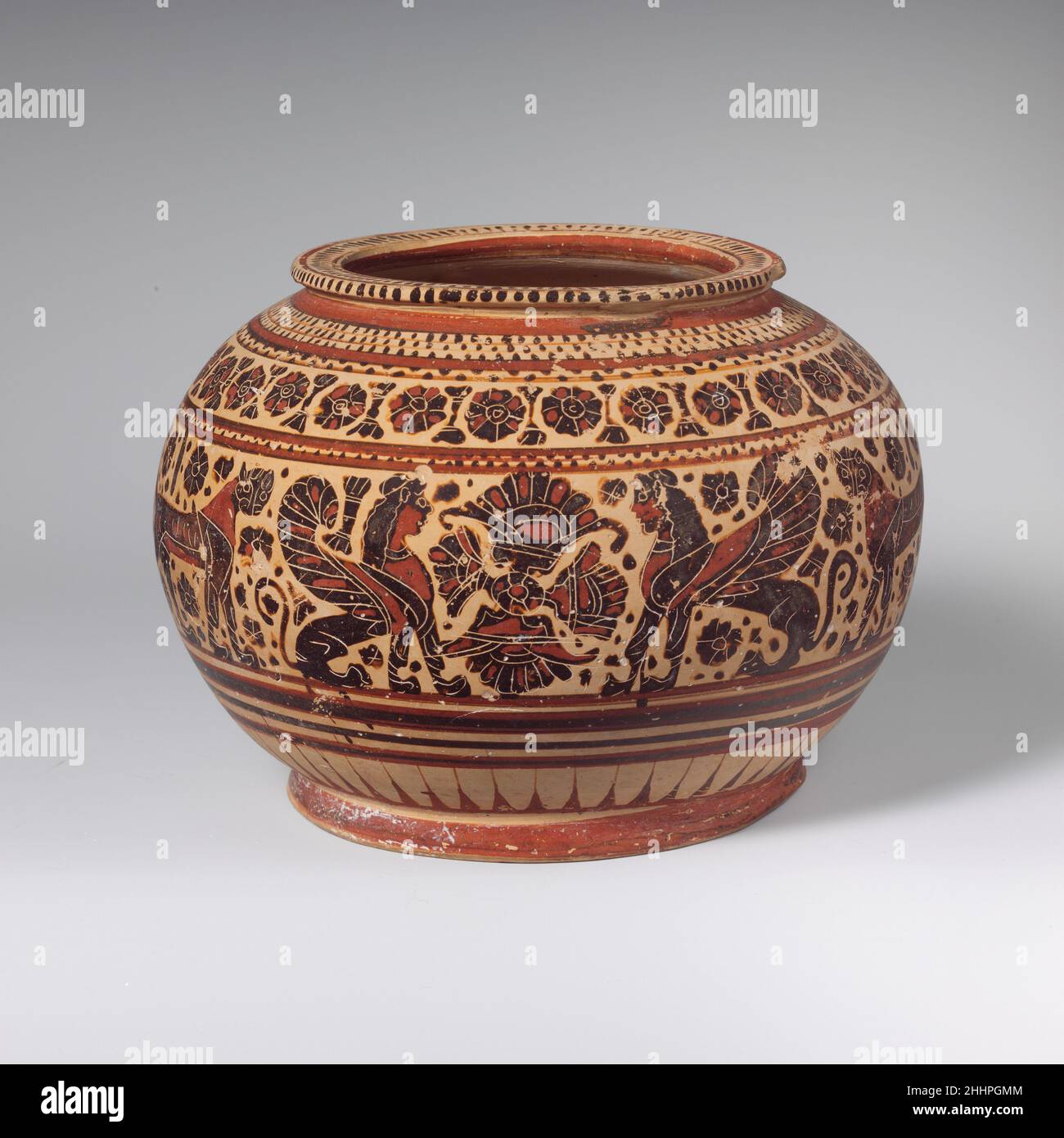 Terracotta pyxis hi-res stock photography and images - Alamy