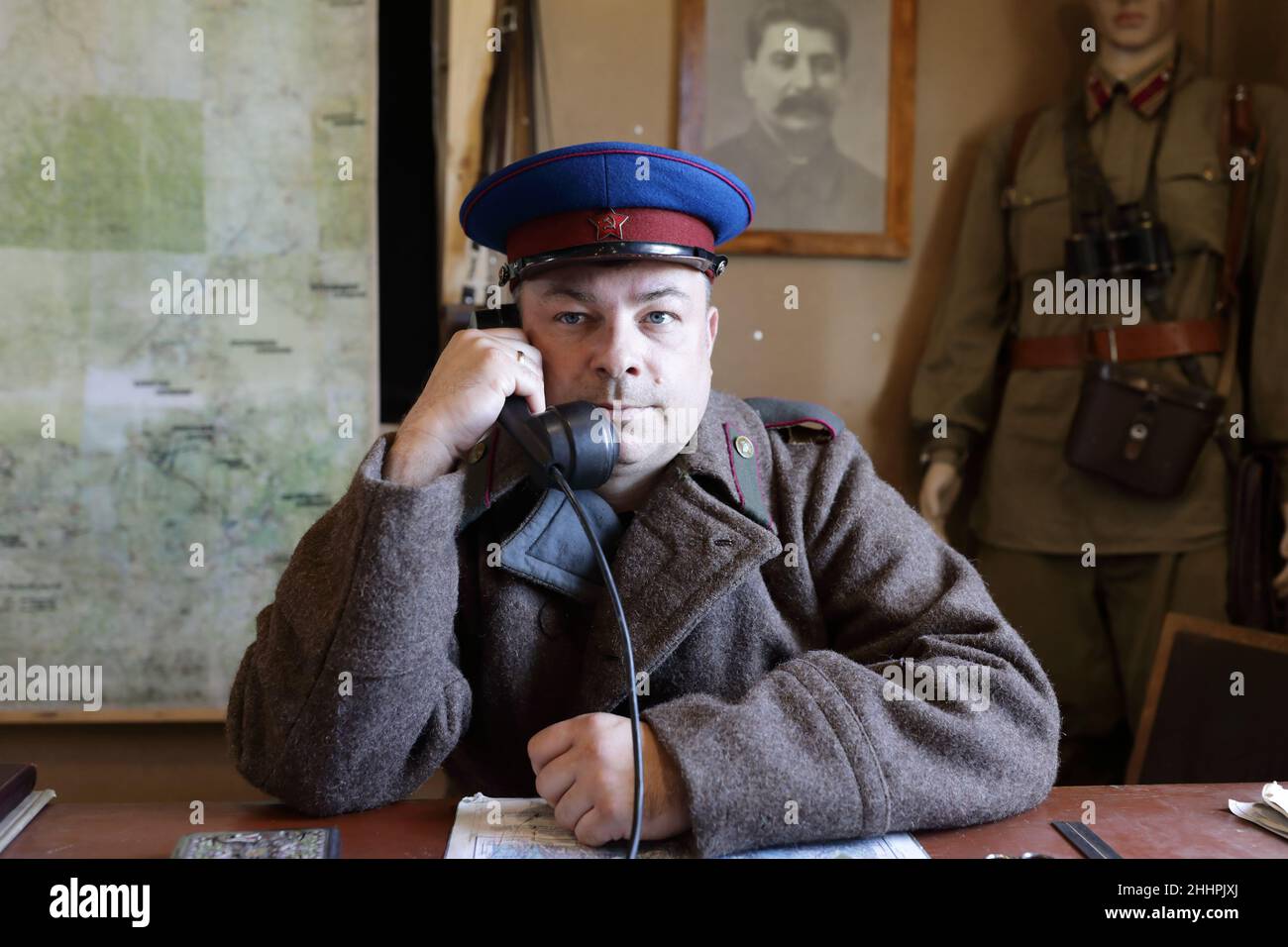 Nkvd uniform hi-res stock photography and images - Alamy