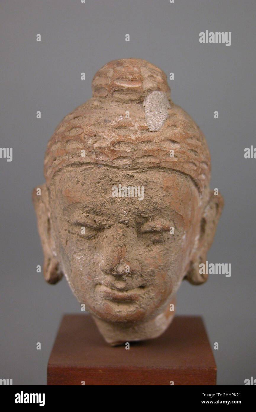 Head of Buddha 4th century Pakistan (ancient region of Gandhara). Head ...