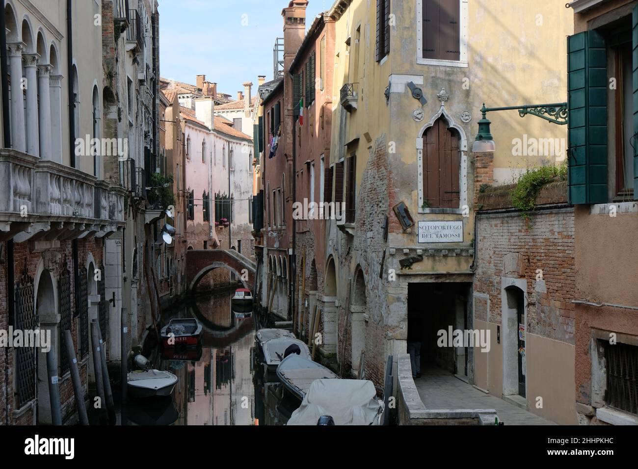A view of Campo San Polo in Venice during lockdown caused by ...