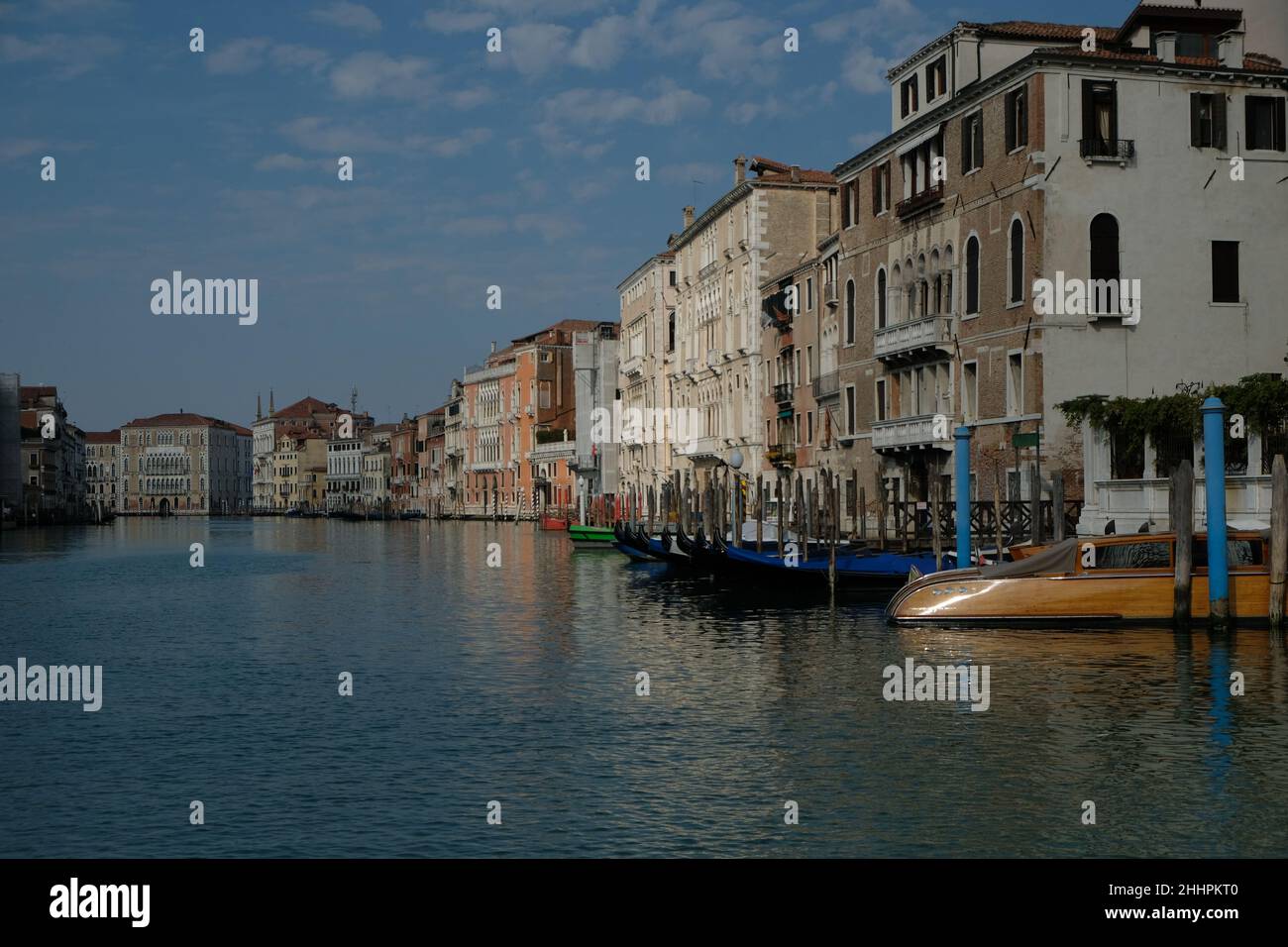 Views of Venice during the lockdown caused by cioronavirus disease ...