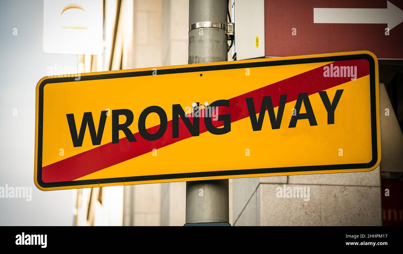 Street Sign RIGHT WAY versus WRONG WAY Stock Photo - Alamy