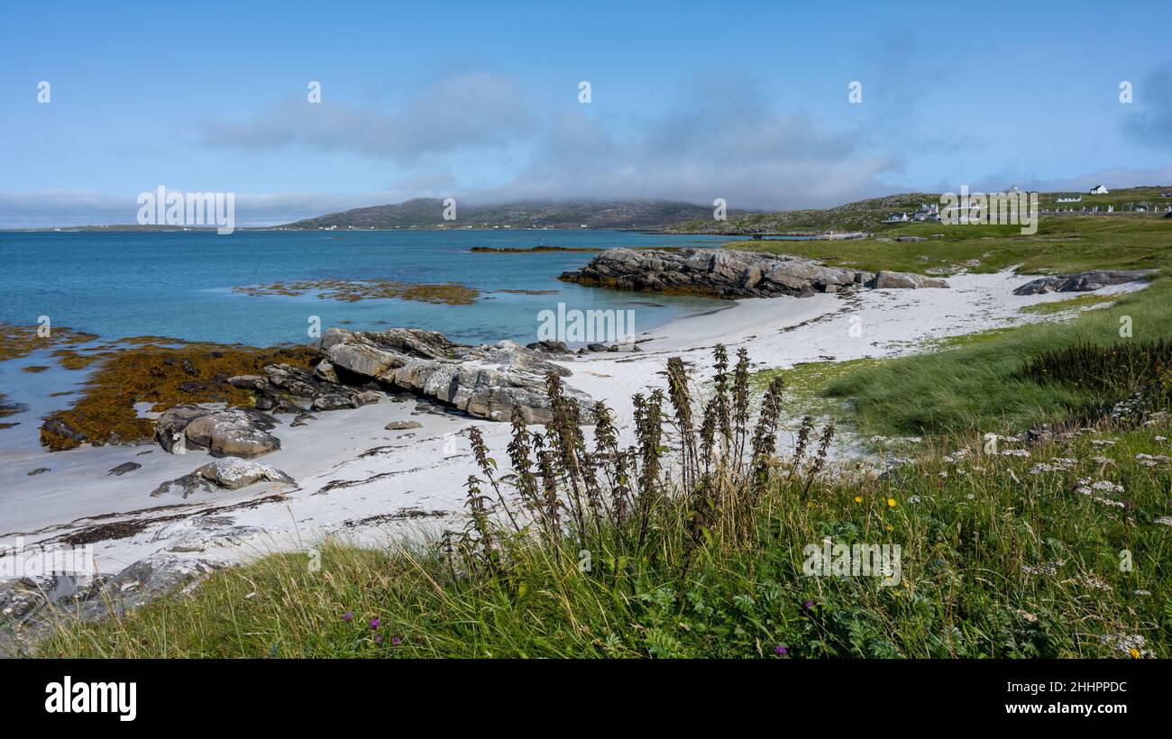 Eriskay Beach near the coastal village of Balla Stock Photo - Alamy