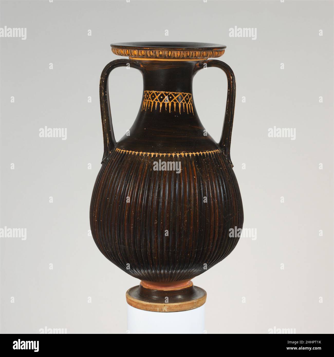 Apulian red figure neck amphora hi-res stock photography and images - Alamy