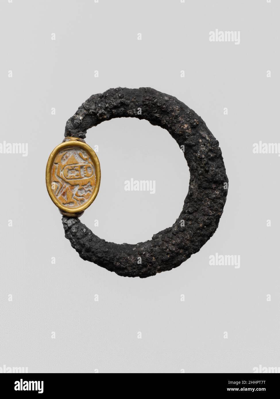 Silver swivel ring with ivory scarab in gold setting 7th–early 5th ...