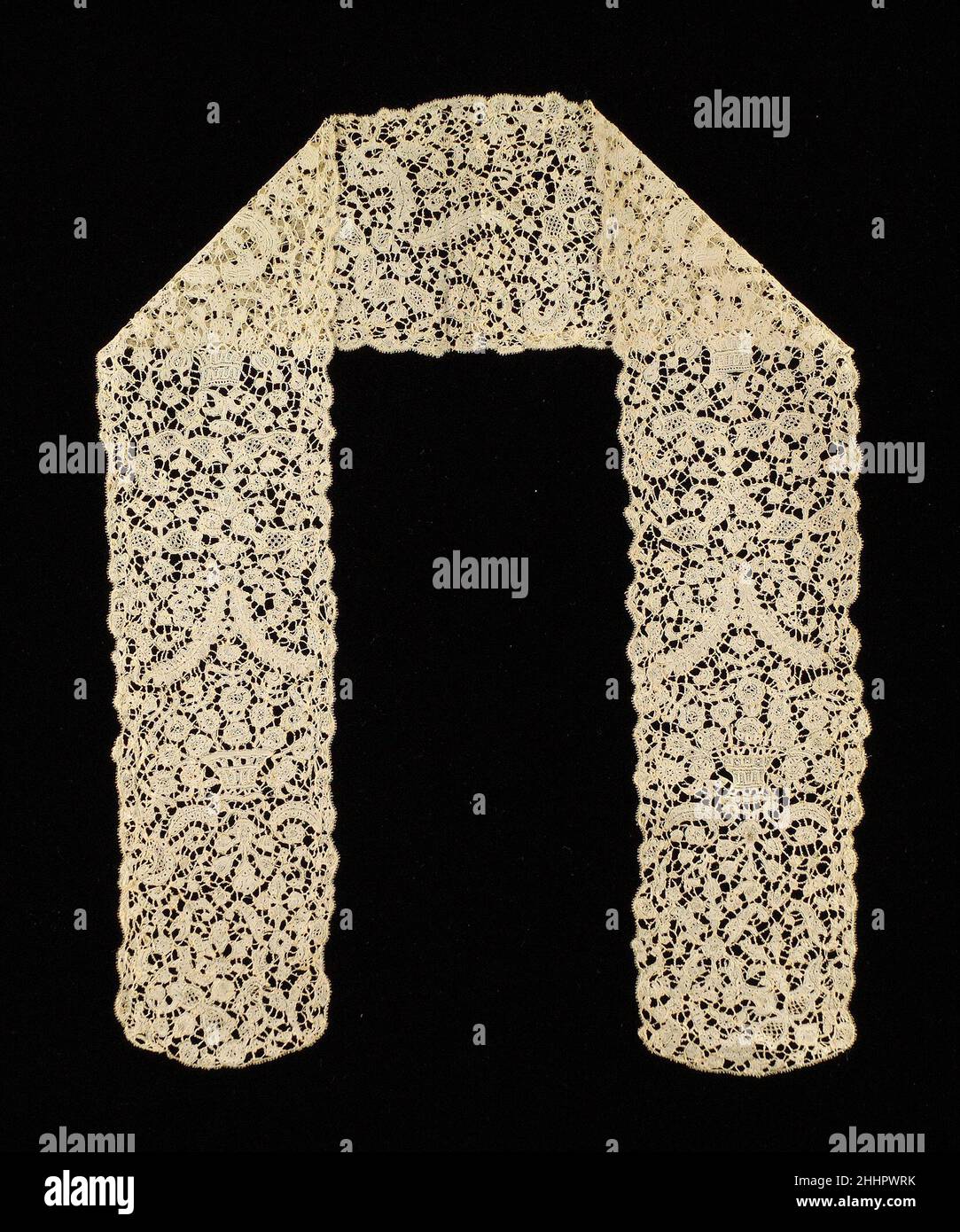Lappet fabric hi-res stock photography and images - Alamy