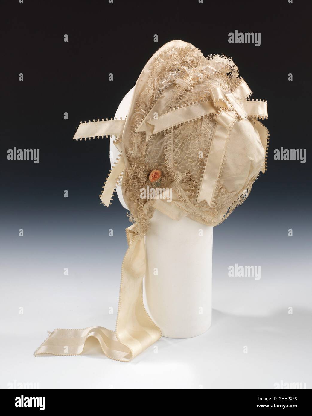 Bonnet 1854 American The exaggerated brim of the poke and 'coal-scuttle ...