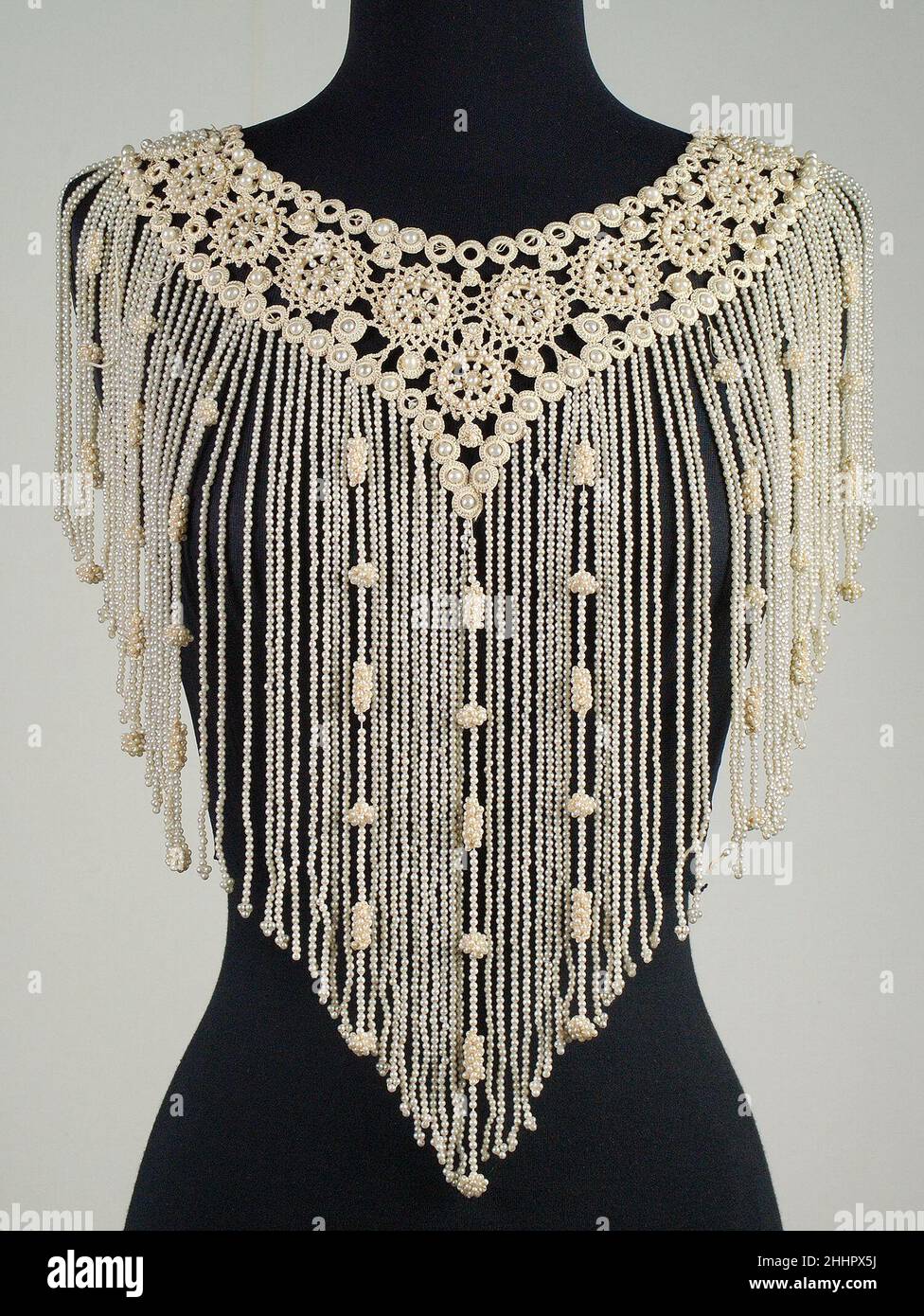 French collar hi-res stock photography and images - Alamy
