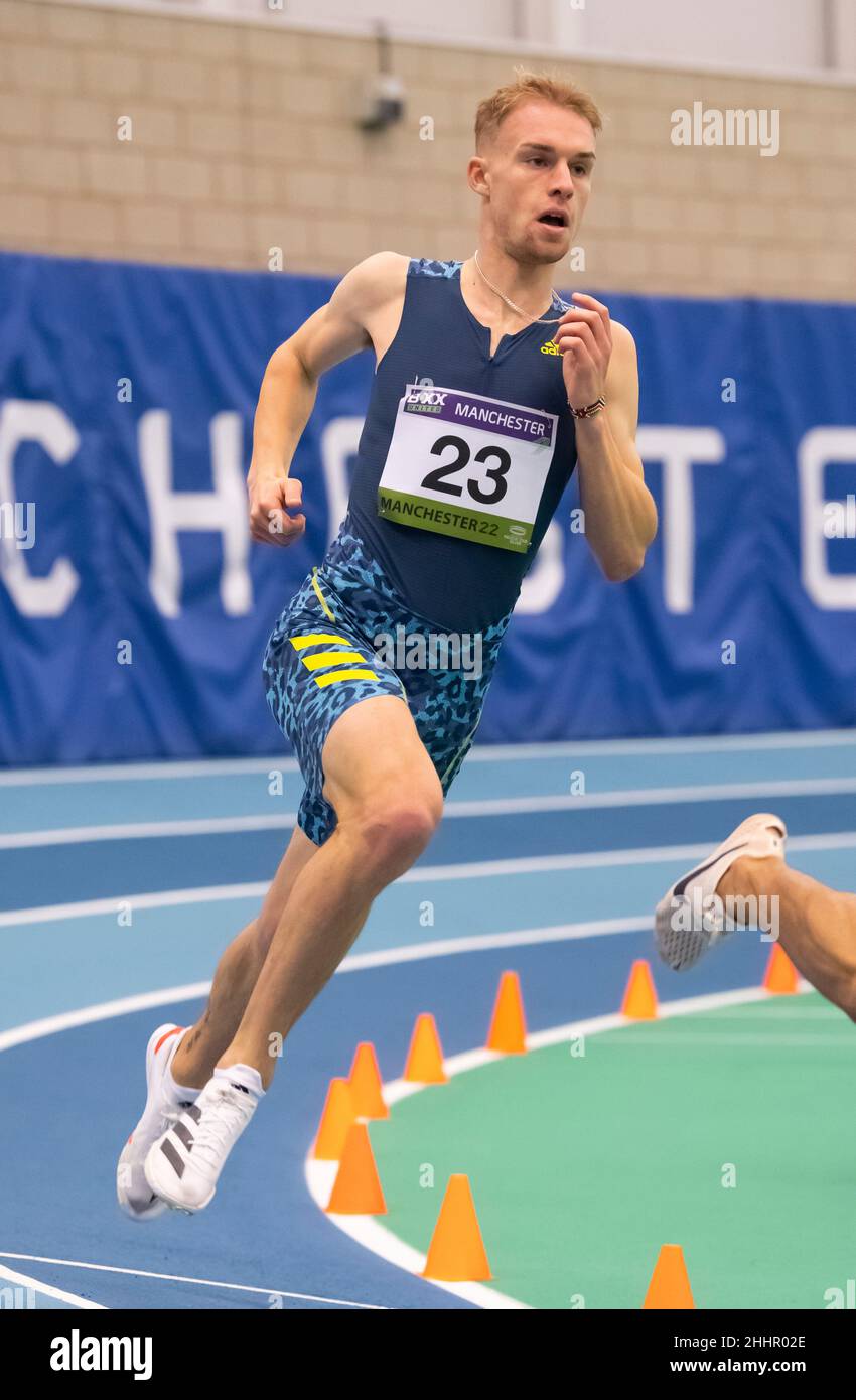 MANCHESTER - ENGLAND 23 JAN 22: Archie Davis competing in the 800m men ...