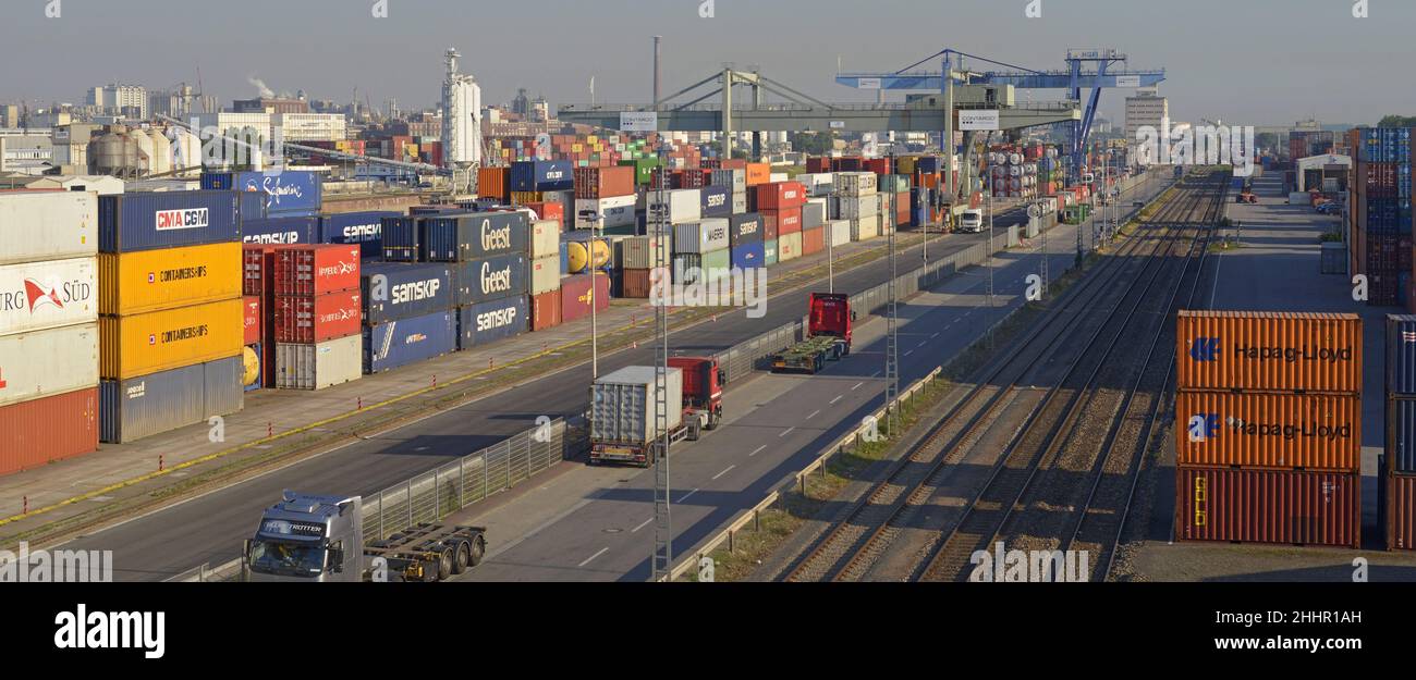Germany, Baden-Wurttemberg, Mannheim, Port of Mannheim, Mühlauhafen ...
