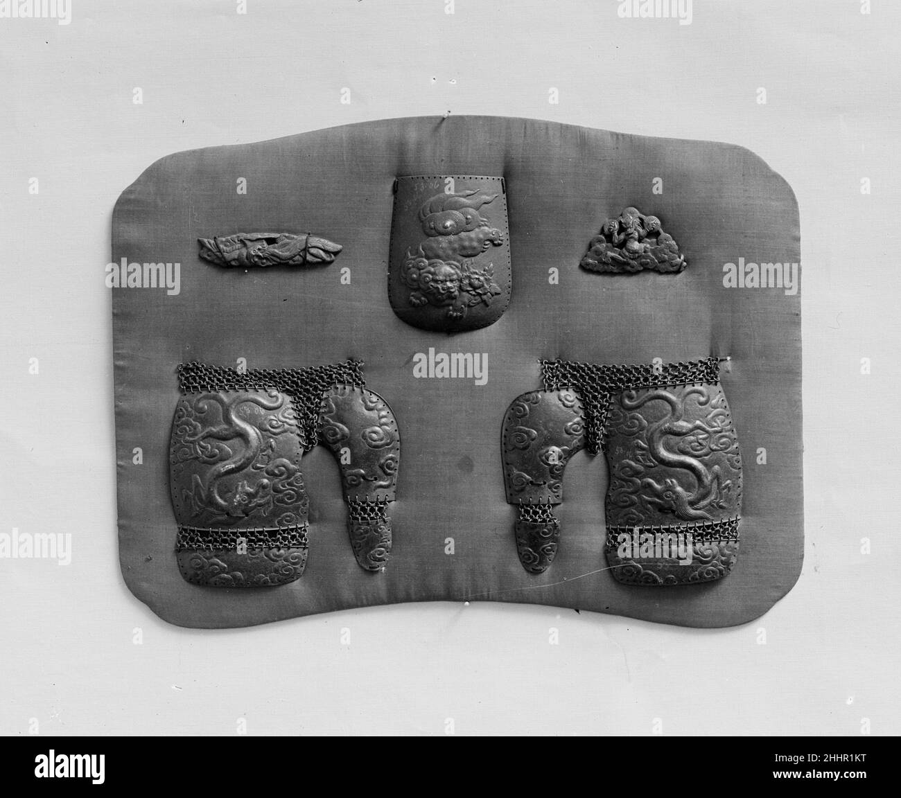 Gauntlets and Accessories 18th century Japanese. Gauntlets and ...