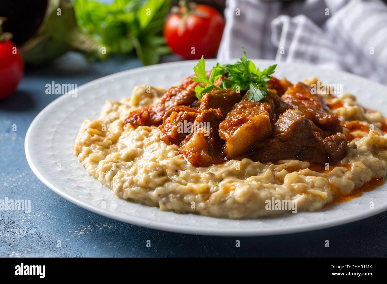 Turkish Food Hunkar Begendi made with Eggplant and Meat Stock Photo - Alamy