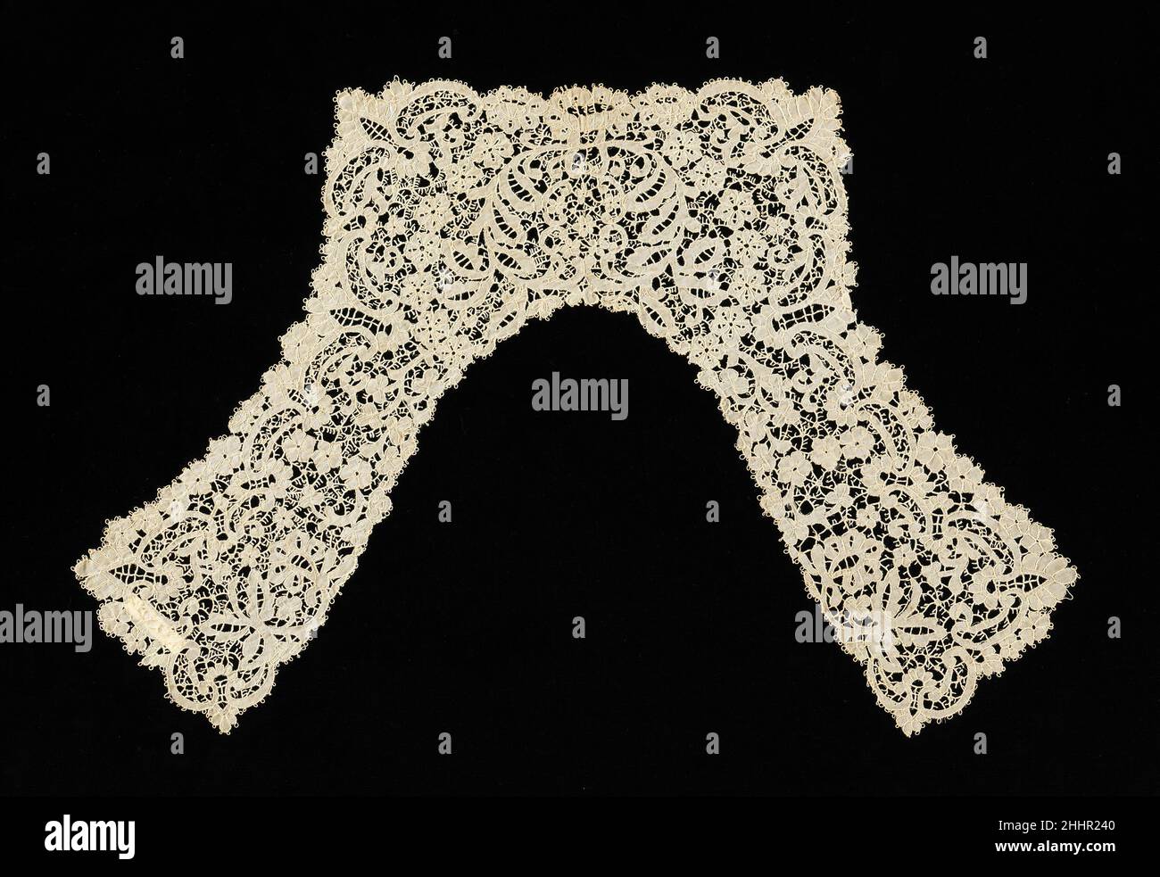 Collar ca. 1890 Irish This is a good example of traditional Irish ...
