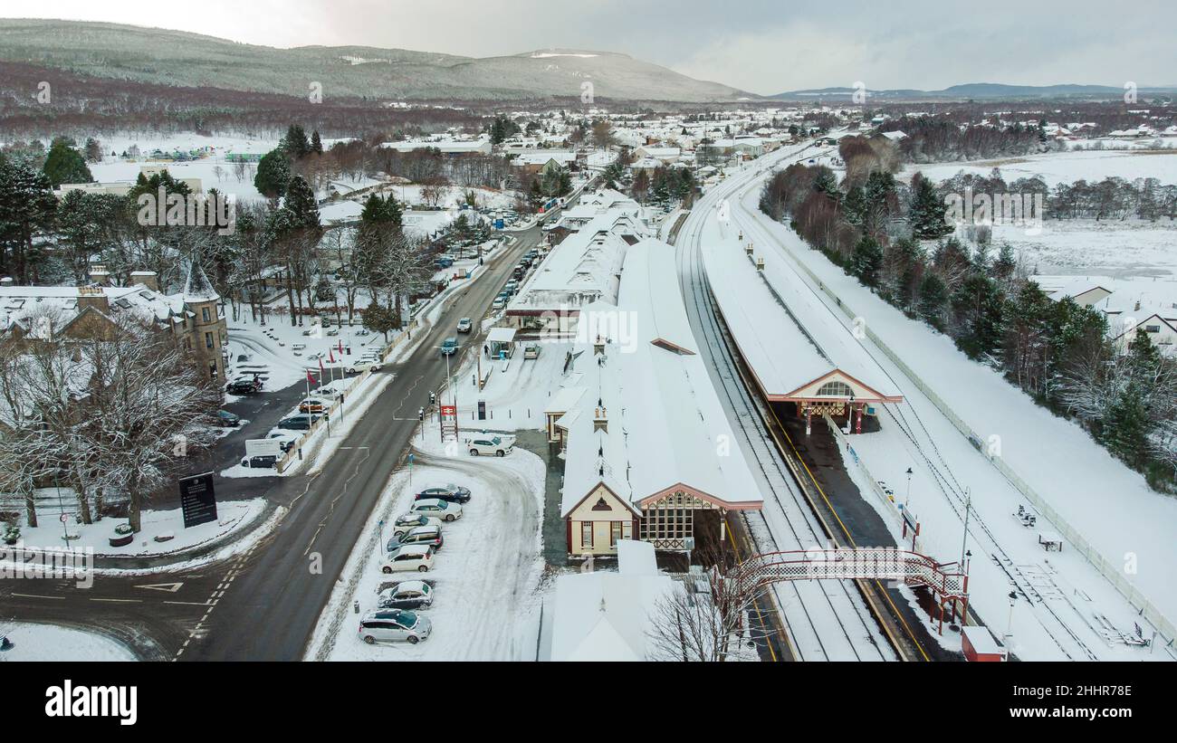 Aviemore aerial hi-res stock photography and images - Alamy
