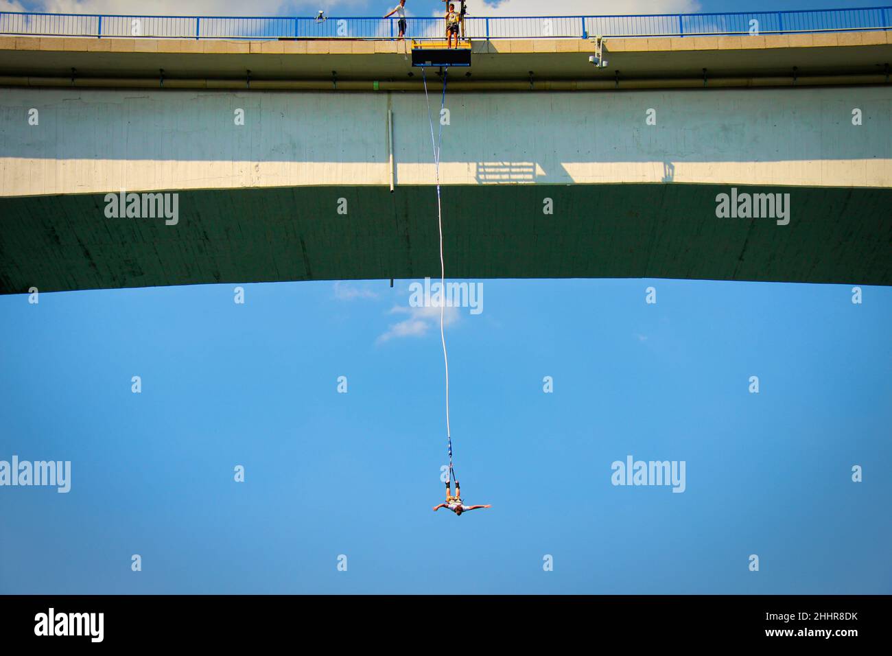 Bungee seil hi-res stock photography and images - Alamy