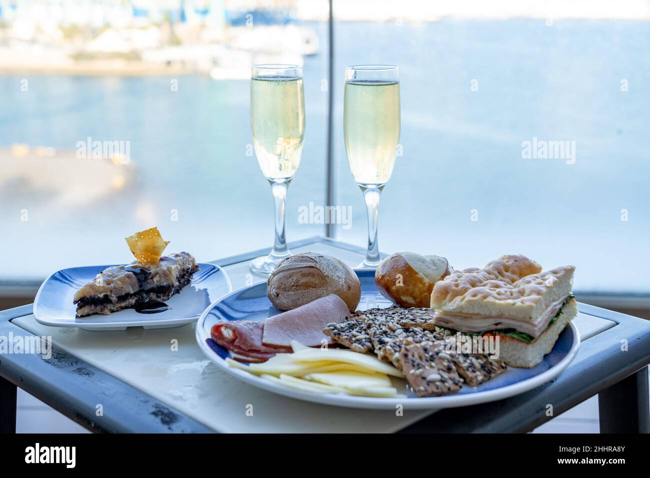 Snacks and drinks hi-res stock photography and images - Alamy