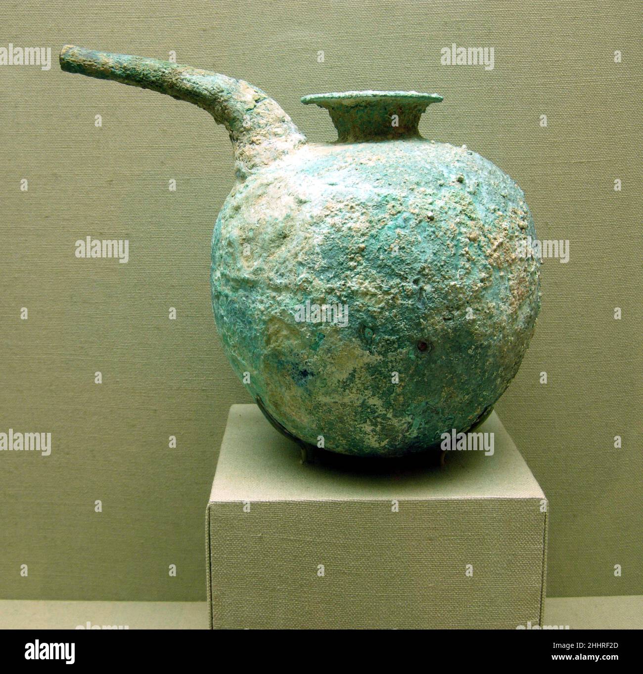 Spout jar hi-res stock photography and images - Alamy