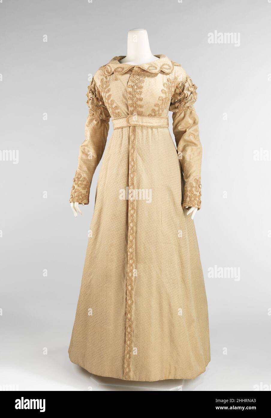 Empire silhouette dress hi-res stock photography and images - Alamy