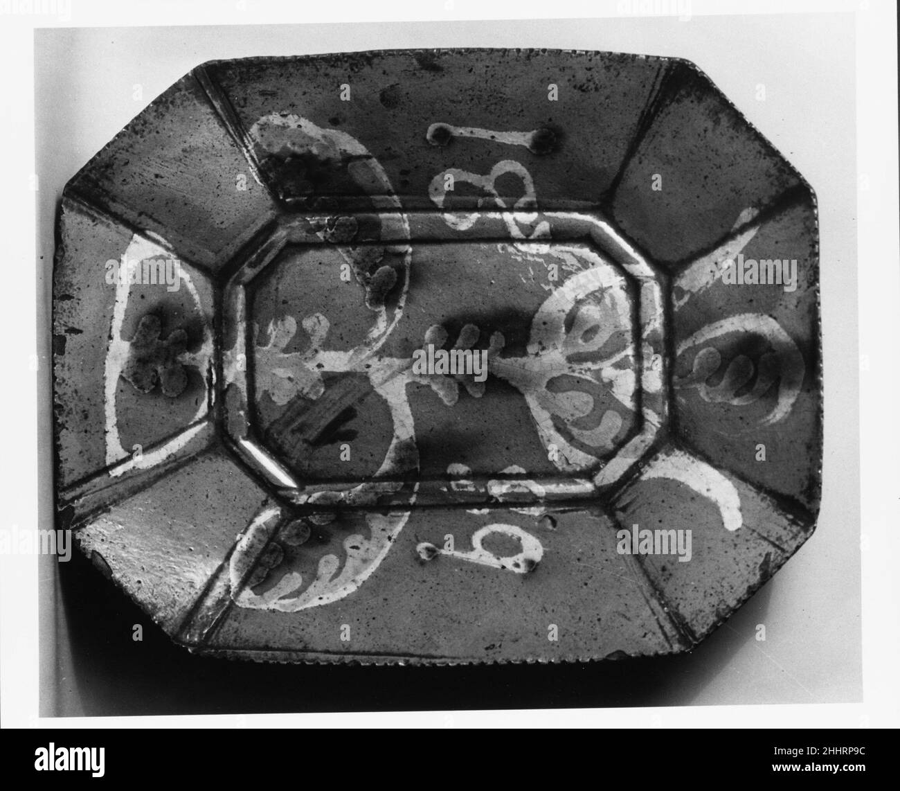 Redware hi-res stock photography and images - Alamy