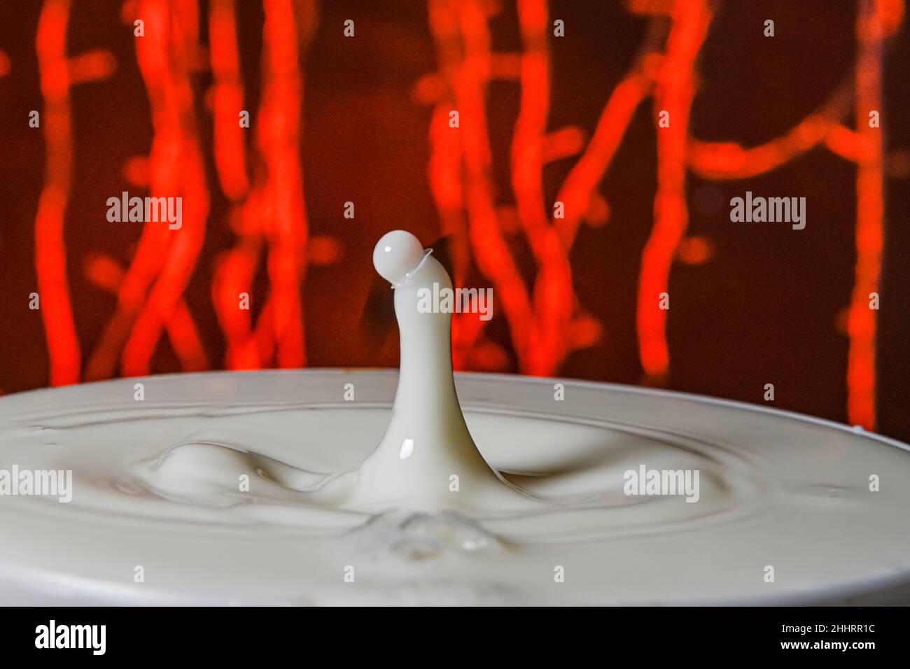 Falling container hi-res stock photography and images - Alamy