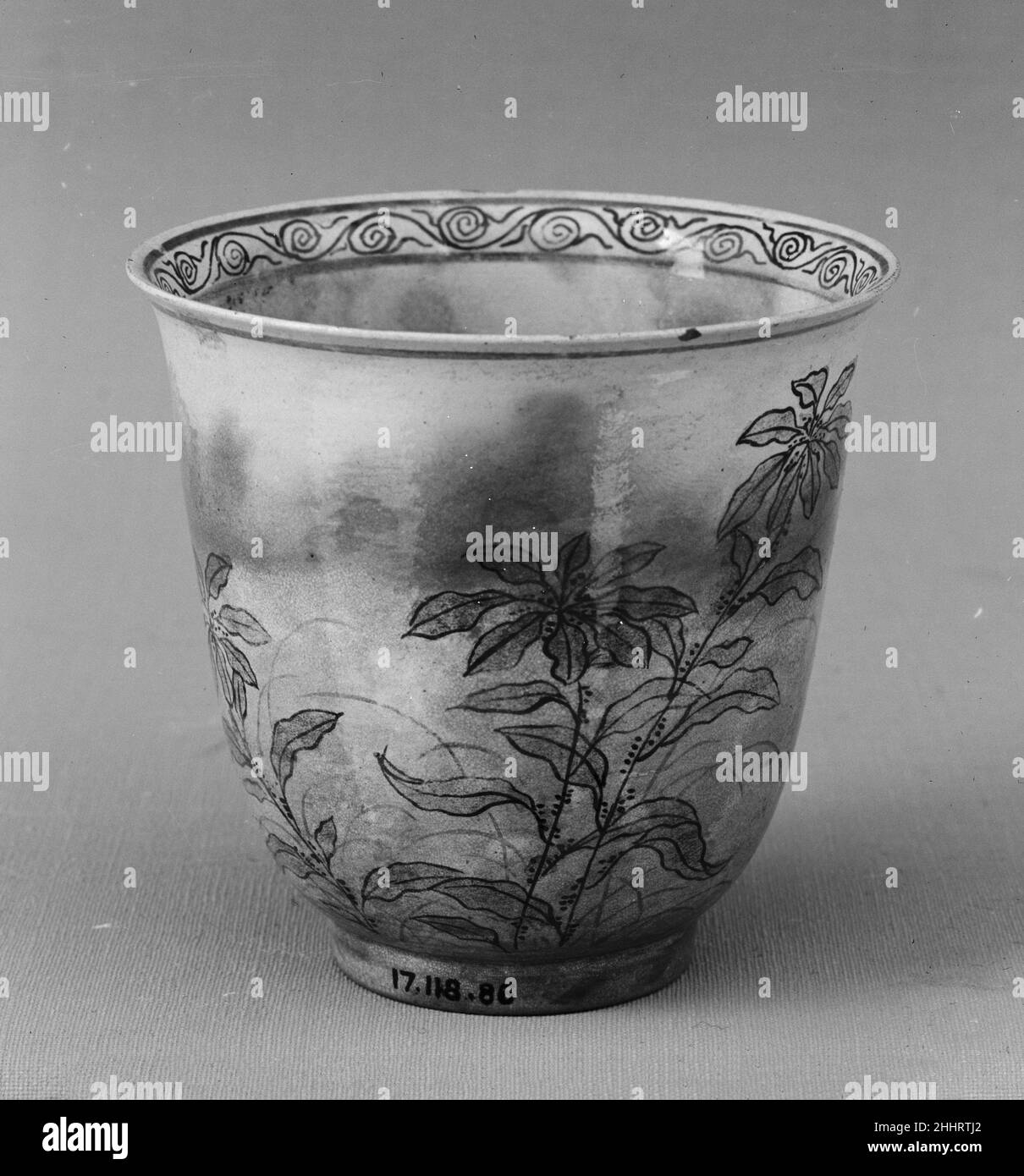 Old Awata Ware Hi Res Stock Photography And Images Alamy