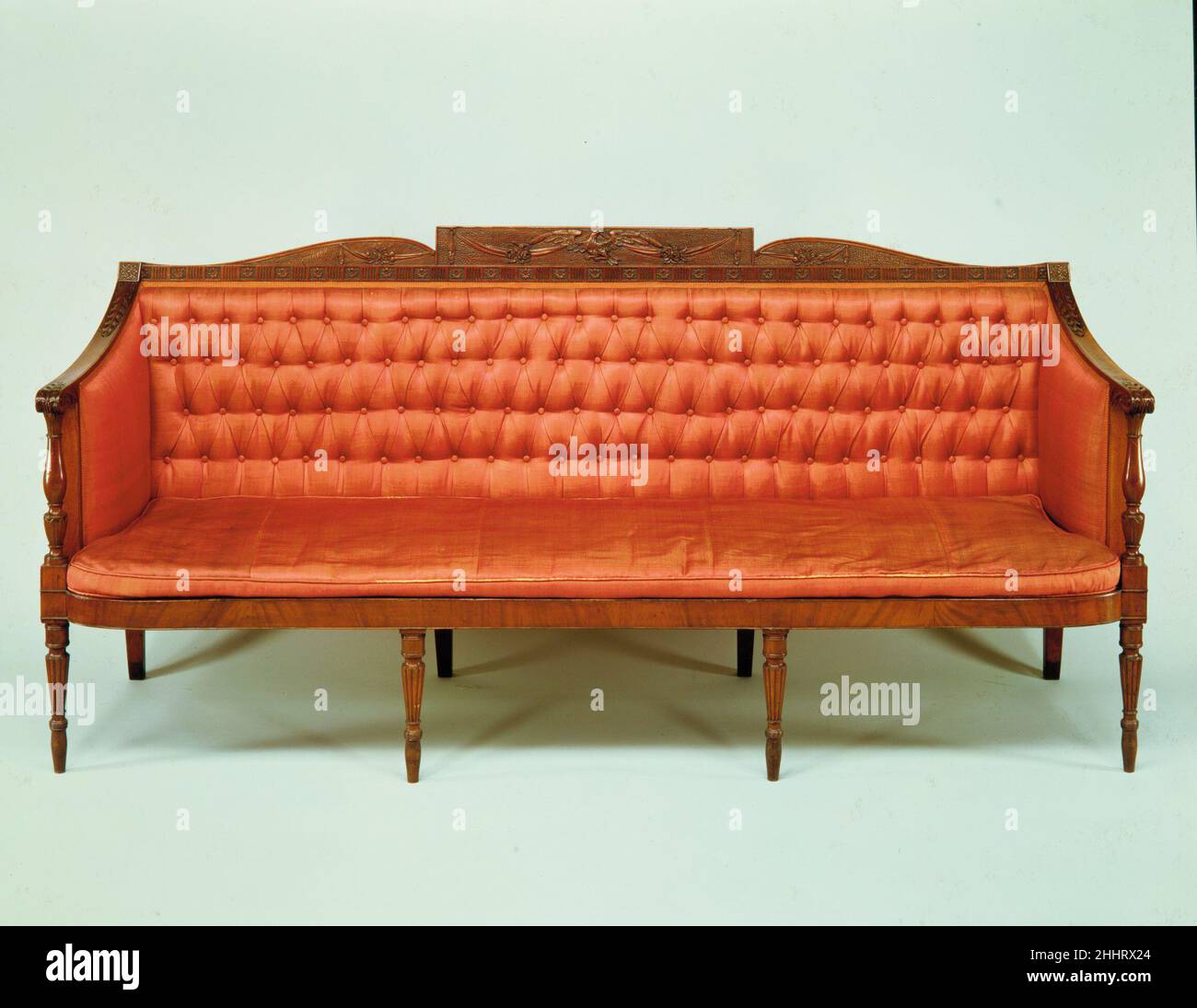 Crest rail shape hi-res stock photography and images - Alamy