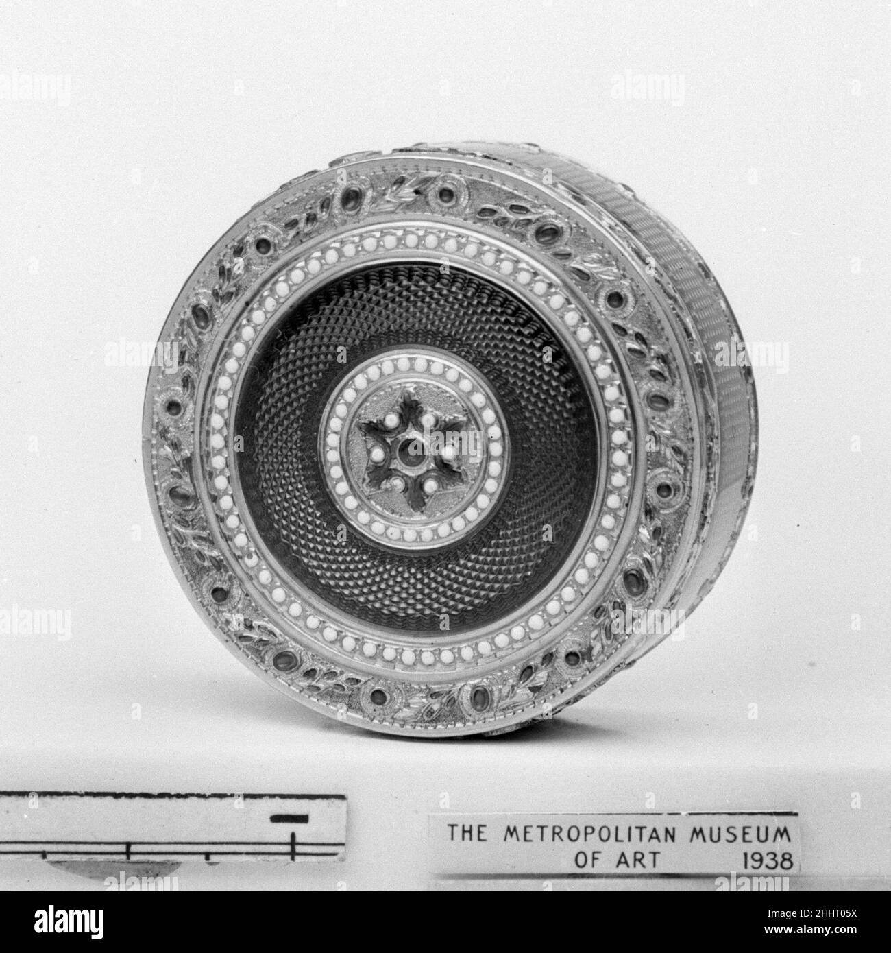 Patch box (?) 1775–76 Nicolas Prévost. Patch box (?). French, Paris ...