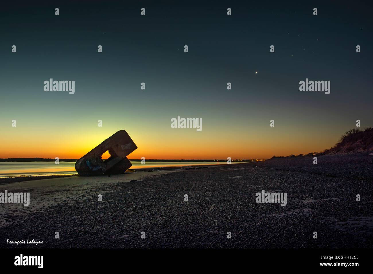Blockhaus seconde guerre mondiale hi-res stock photography and images ...