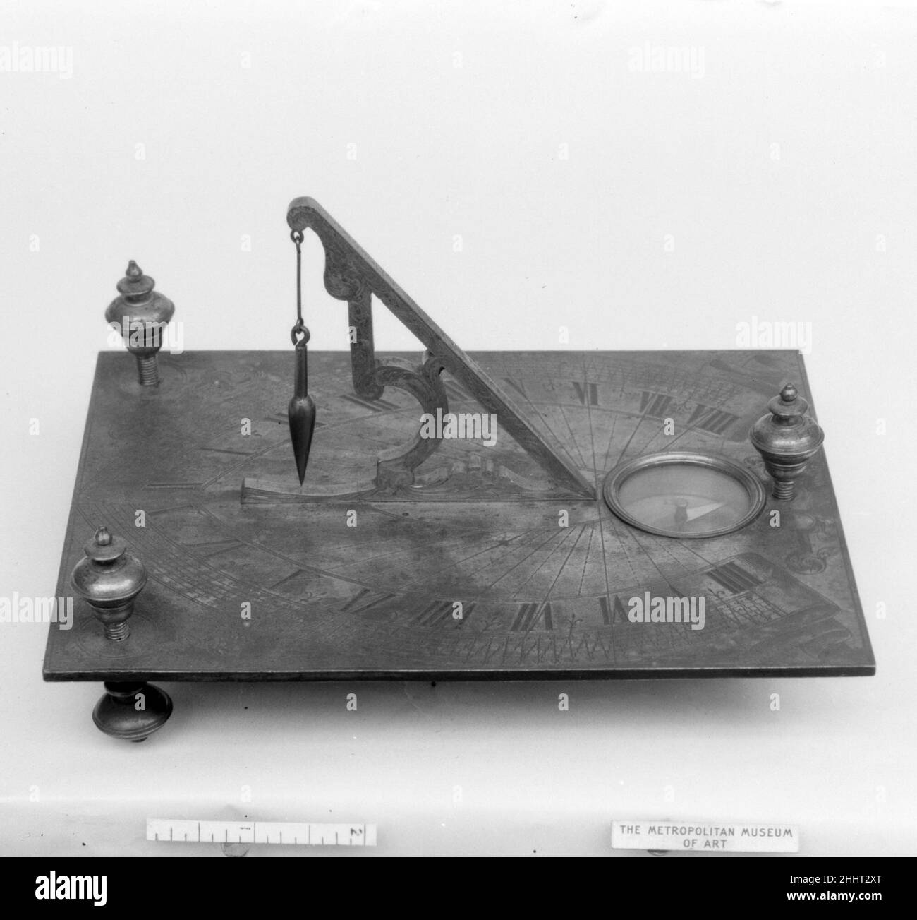 Compass 18th century hi-res stock photography and images - Alamy