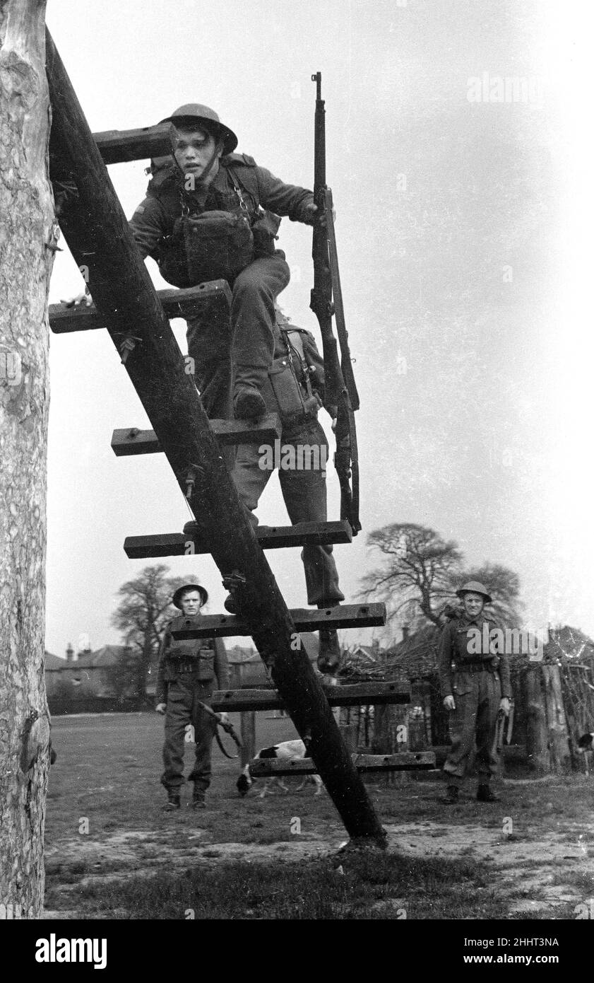 Wwii army barracks hi-res stock photography and images - Alamy