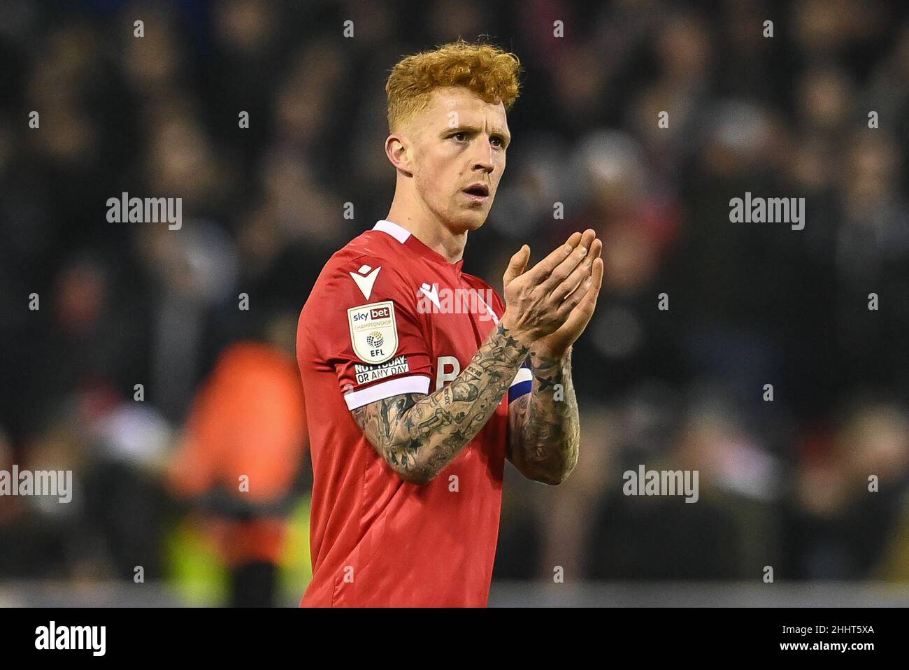 Nottingham forest applauds hi-res stock photography and images - Alamy