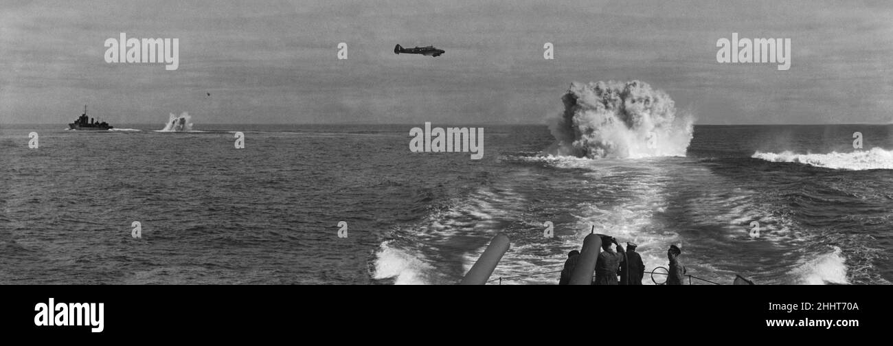 Atlantic convoys ww2 hi-res stock photography and images - Alamy