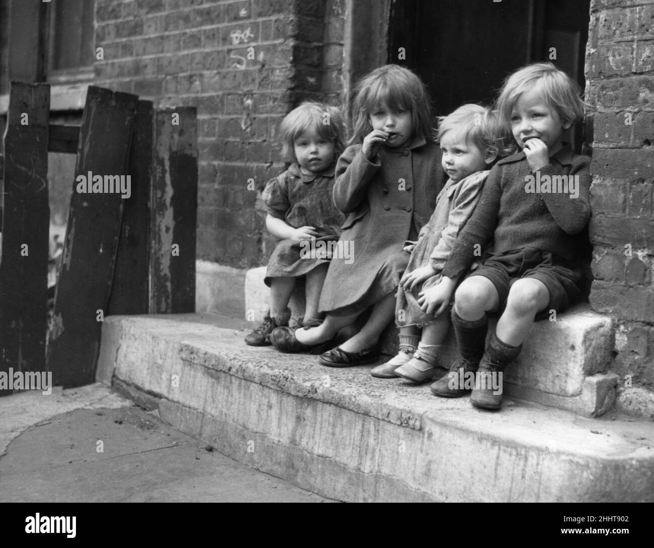 World War 2 Pictures Of Children