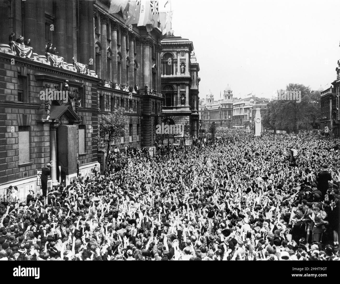 Winston churchill wwii speech Black and White Stock Photos & Images - Alamy