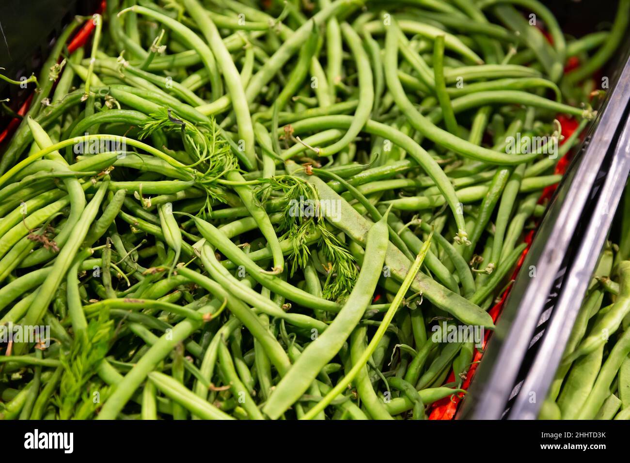 Green beans on market counter Stock Photo - Alamy