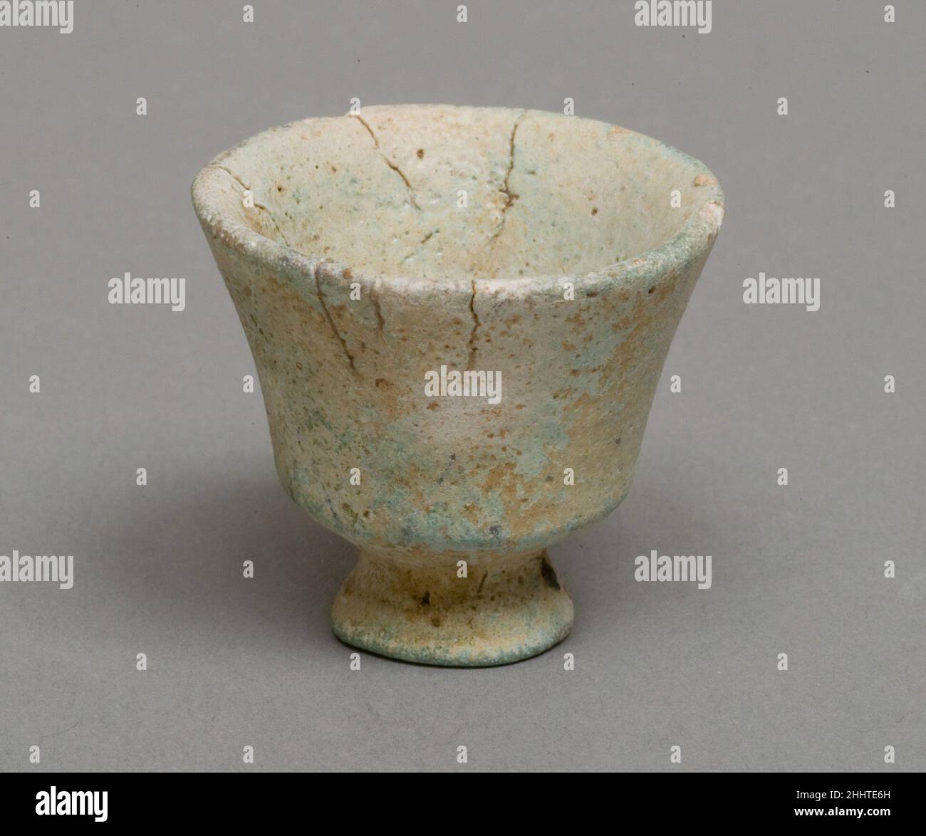 Faience cup egypt hi-res stock photography and images - Alamy