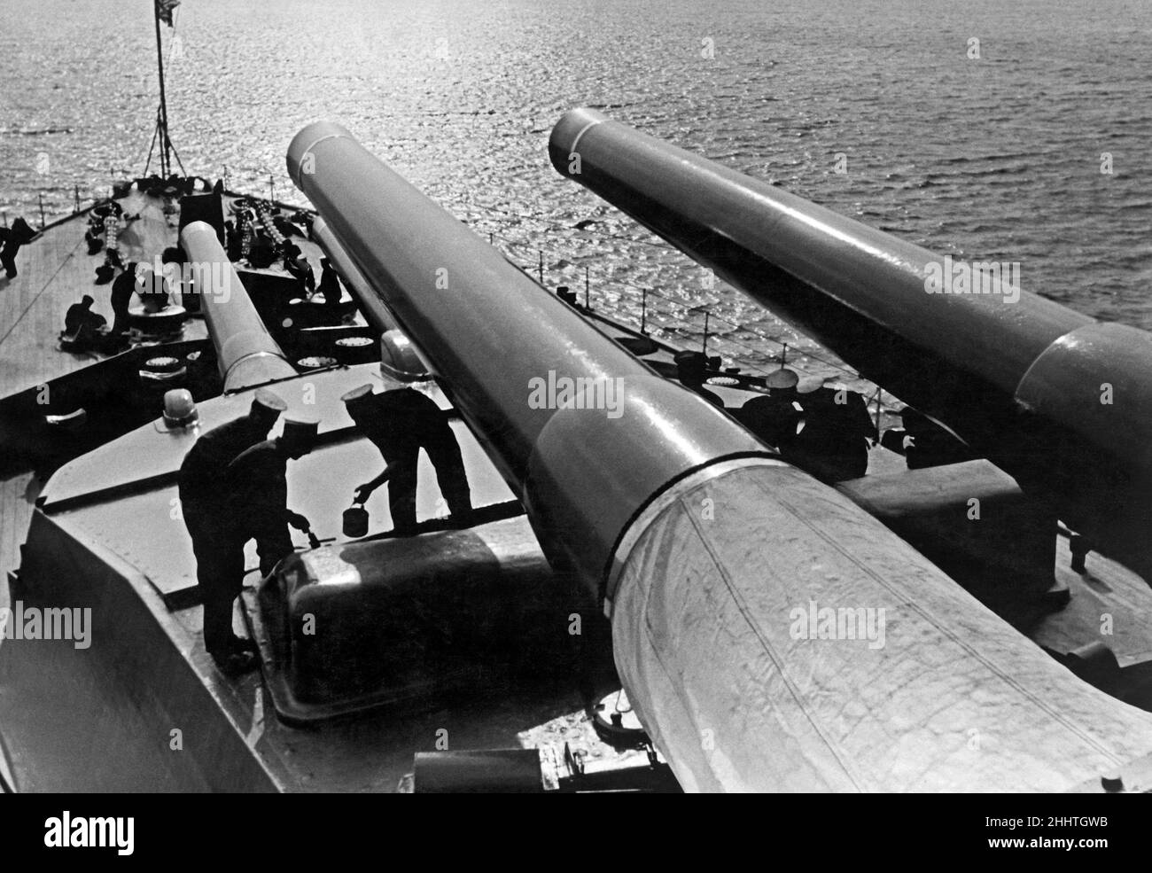 Scene on deck of the Royal Sovereign class battleship HMS Ramillies of ...