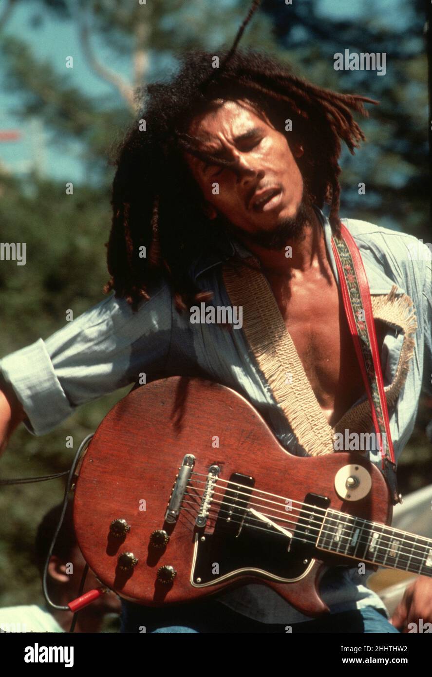 Bob marley wailers 1976 hi-res stock photography and images - Alamy