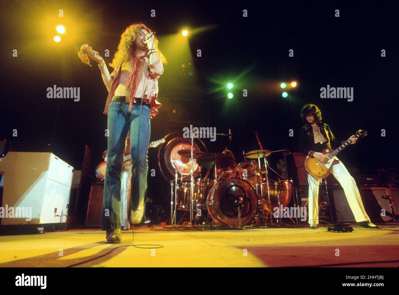 Led zeppelin concert 1970s hi-res stock photography and images - Alamy