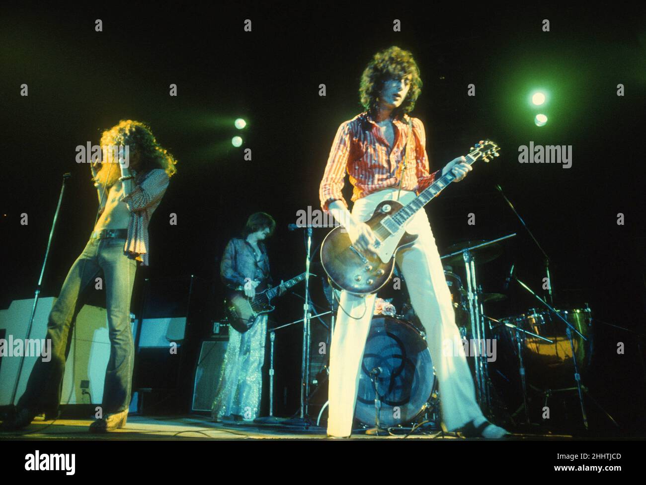 Led zeppelin 1977 hi-res stock photography and images - Alamy