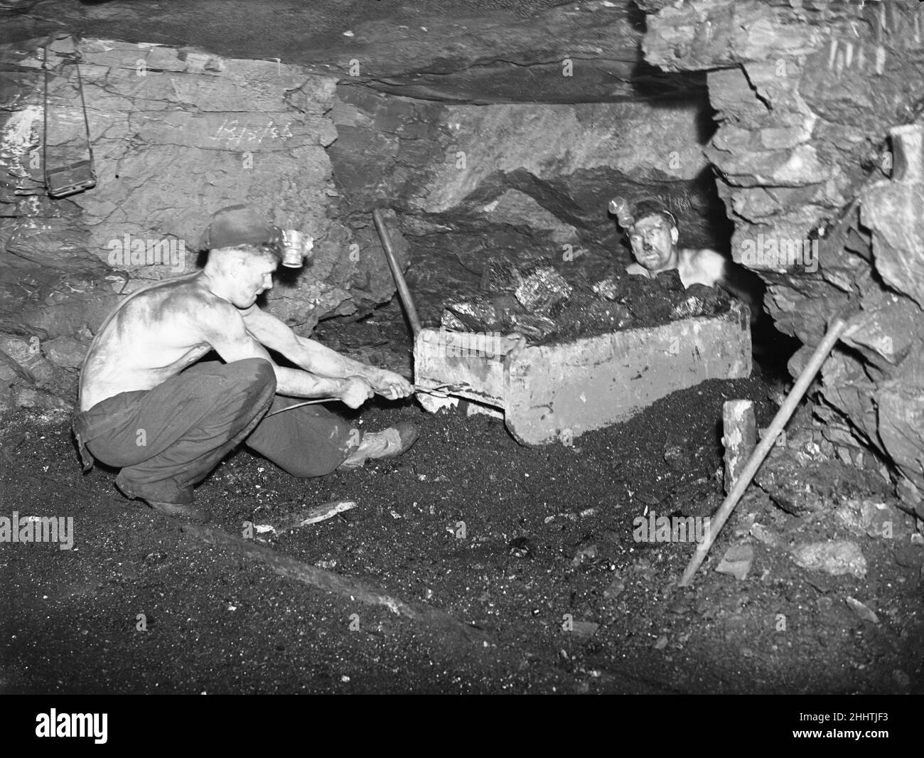Coal miners working at the coal face in the Somerset coalfields, March ...