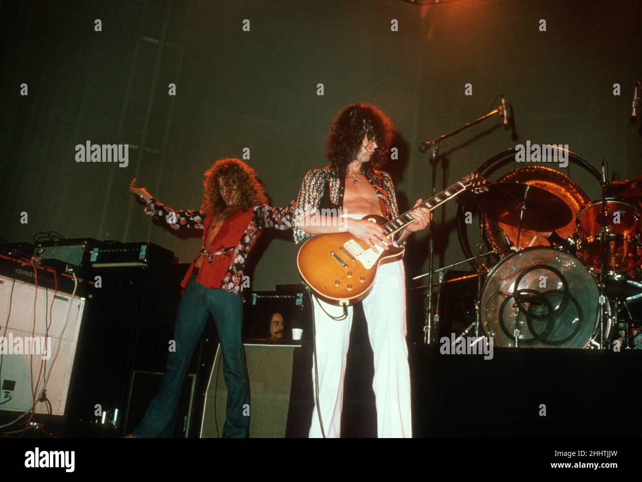 Led zeppelin 1977 hi-res stock photography and images - Alamy