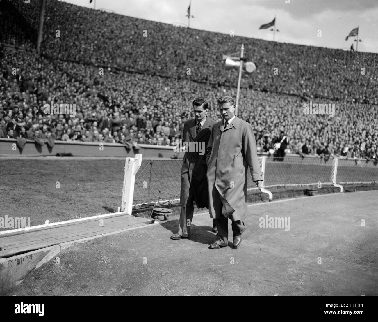 Manchester united newcastle fa cup hi-res stock photography and images ...